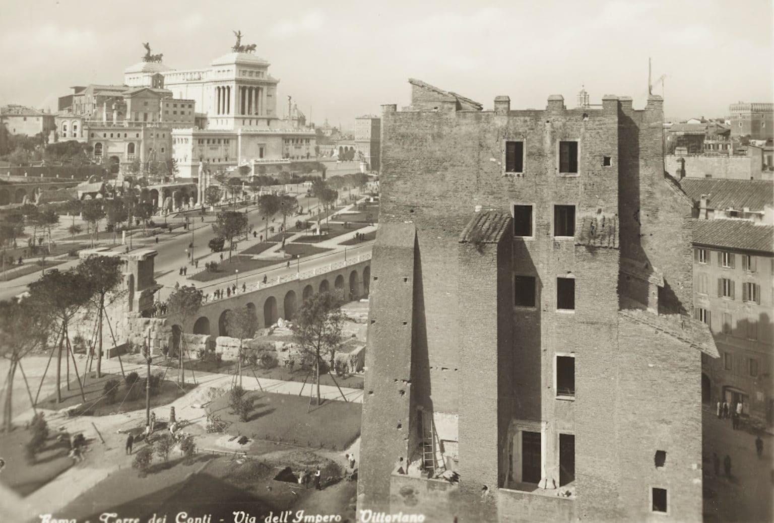La storia della Torre dei Conti crollata a Roma: cos'è l'edificio ...