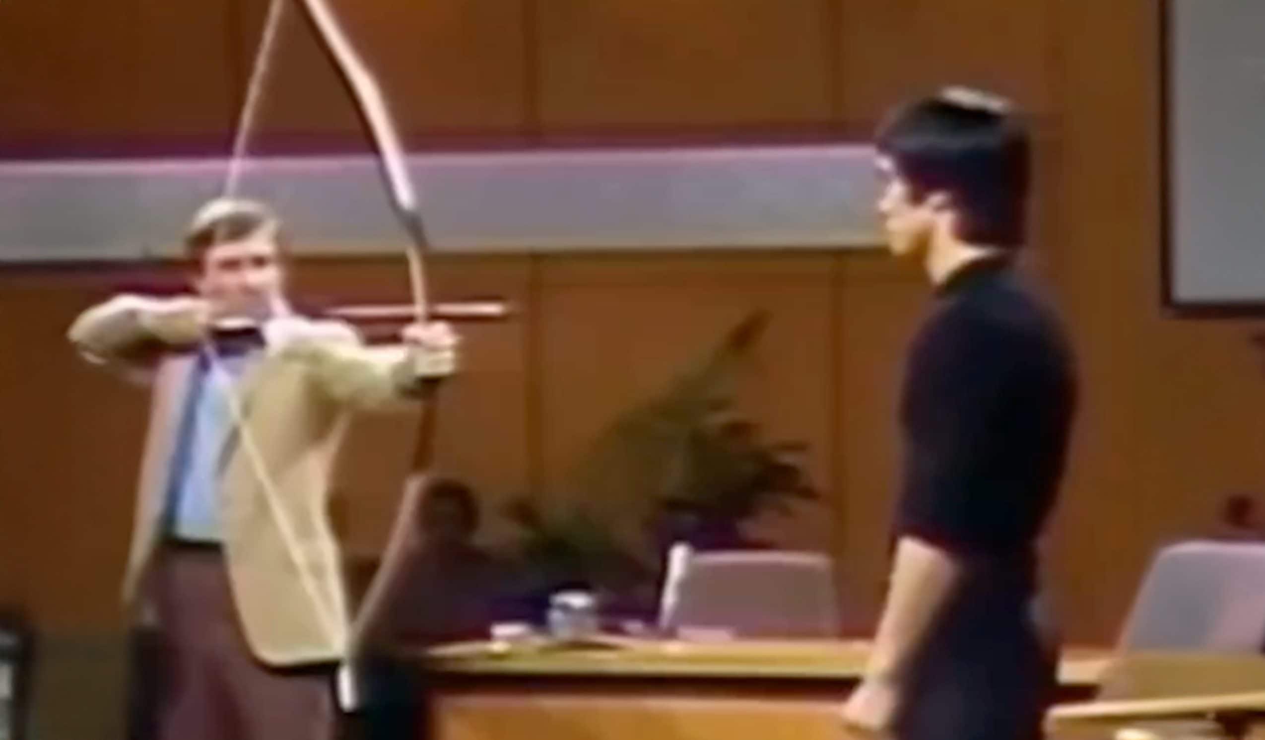 La verità sul video di Bruce Lee che prende una freccia al volo: come ...
